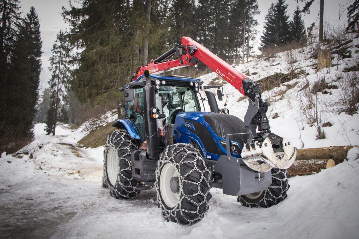 Traktoren | VALTRA | Forstwerk Zillis-Schamserberg – ein Valtra für ...